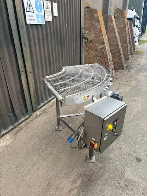 Machinery Masters | 90 Degree Wire belt conveyor 600mm International ...