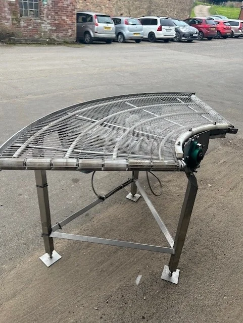 Machinery Masters | 90 Degree Wire belt conveyor 600mm International ...